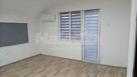 Izdavanje kuće - stan