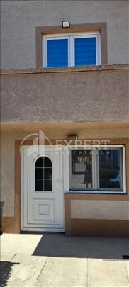 Kvalitetna kuća Bubanj 185m2, na placu od 502 m2