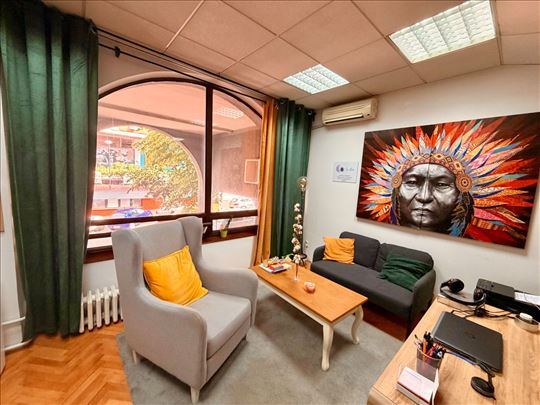 INVESTICIJA-uknjižen lokal na Dorćolu/26m2