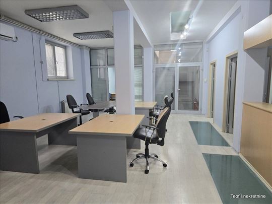Vračar 145+40 u odličnoj poslovnoj zgradi