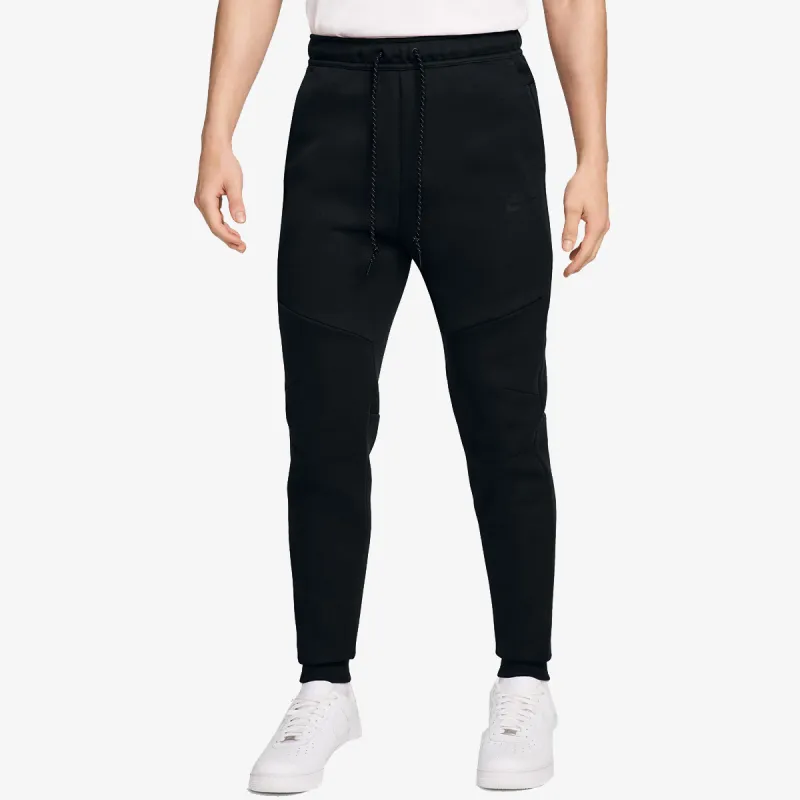Nike Tech Fleece
