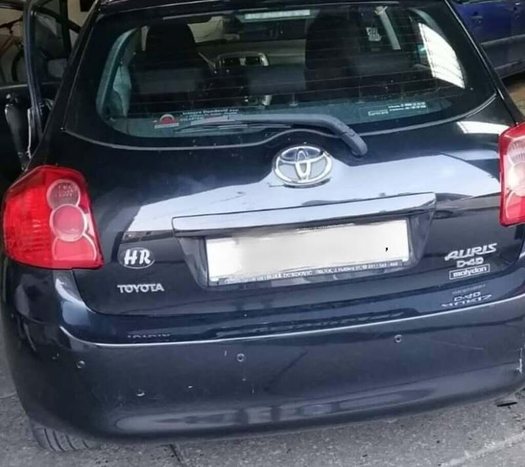 AUTO STAKLO ZADNJA ŠOFERKA ZA TOYOTA AURIS OD 2006. DO 2018. GOD. |