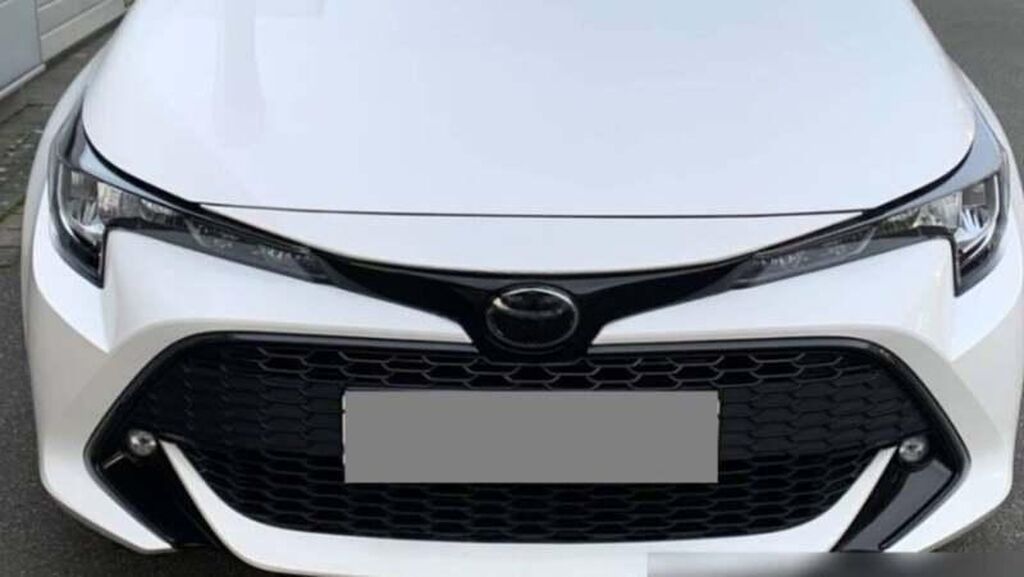 MASKA U BRANIKU ZA TOYOTA COROLLA OD 2013. DO 2023. GOD. | Svi