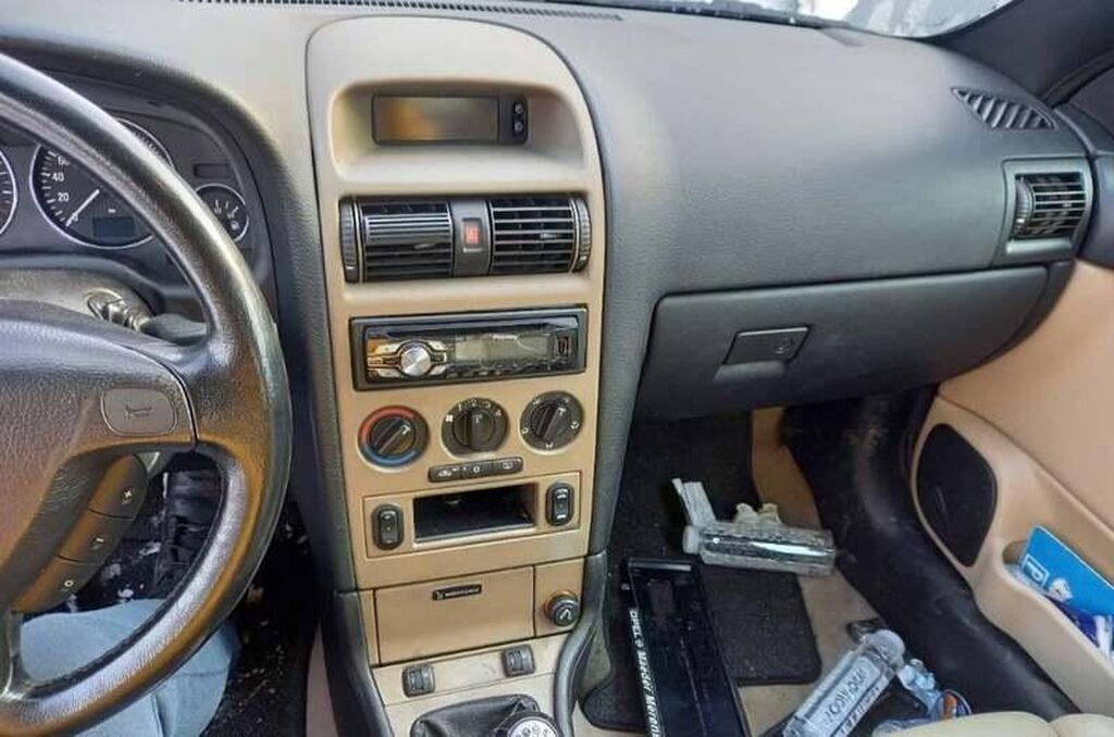 CENTRALNA KONZOLA ZA OPEL ASTRA G | Svi delovi za Opel vozila