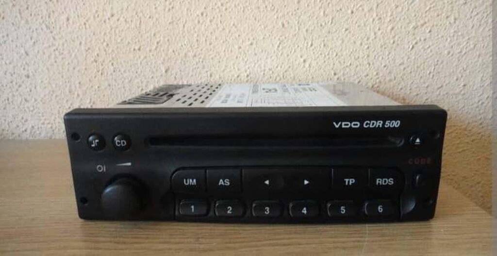 FABRICKI RADIO CDR500 ZA OPEL ASTRA G, VECTRA B, ZAFIRA | Svi delovi