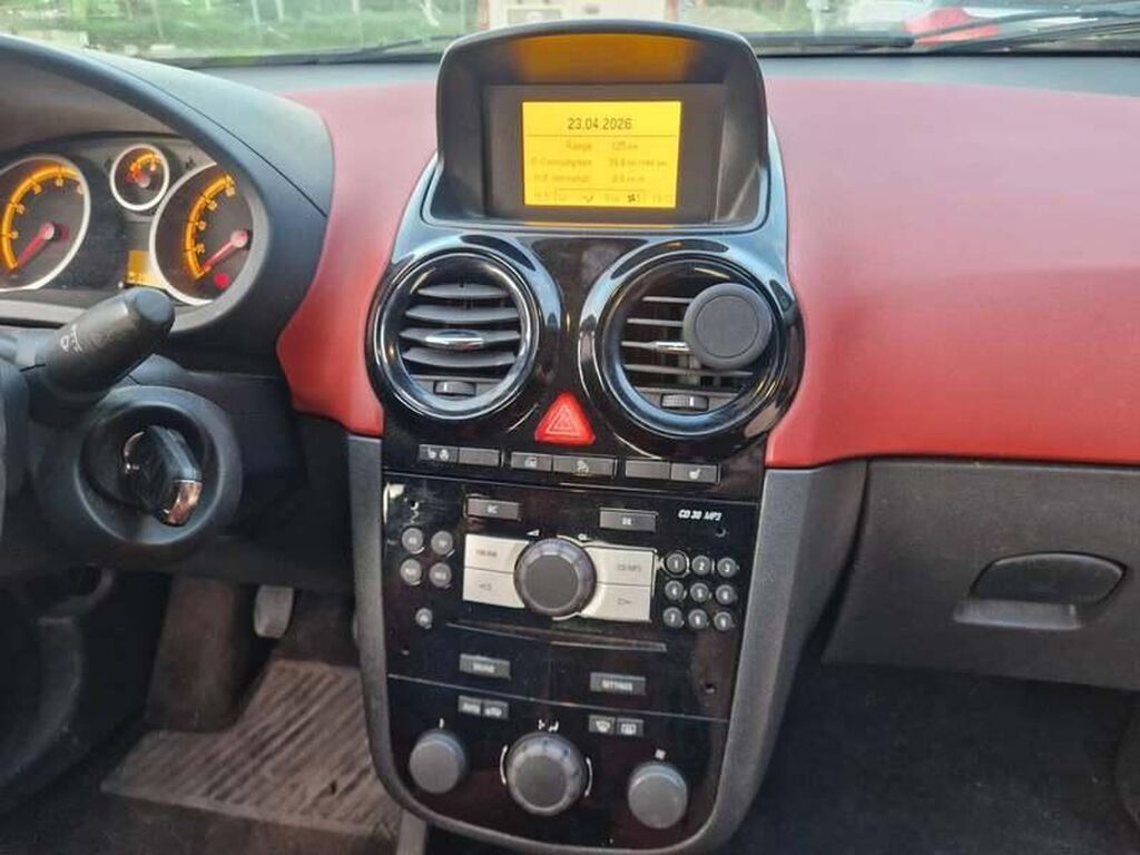 PIANO BLACK KONZOLA ZA OPEL CORSA D | Svi delovi za Opel vozila