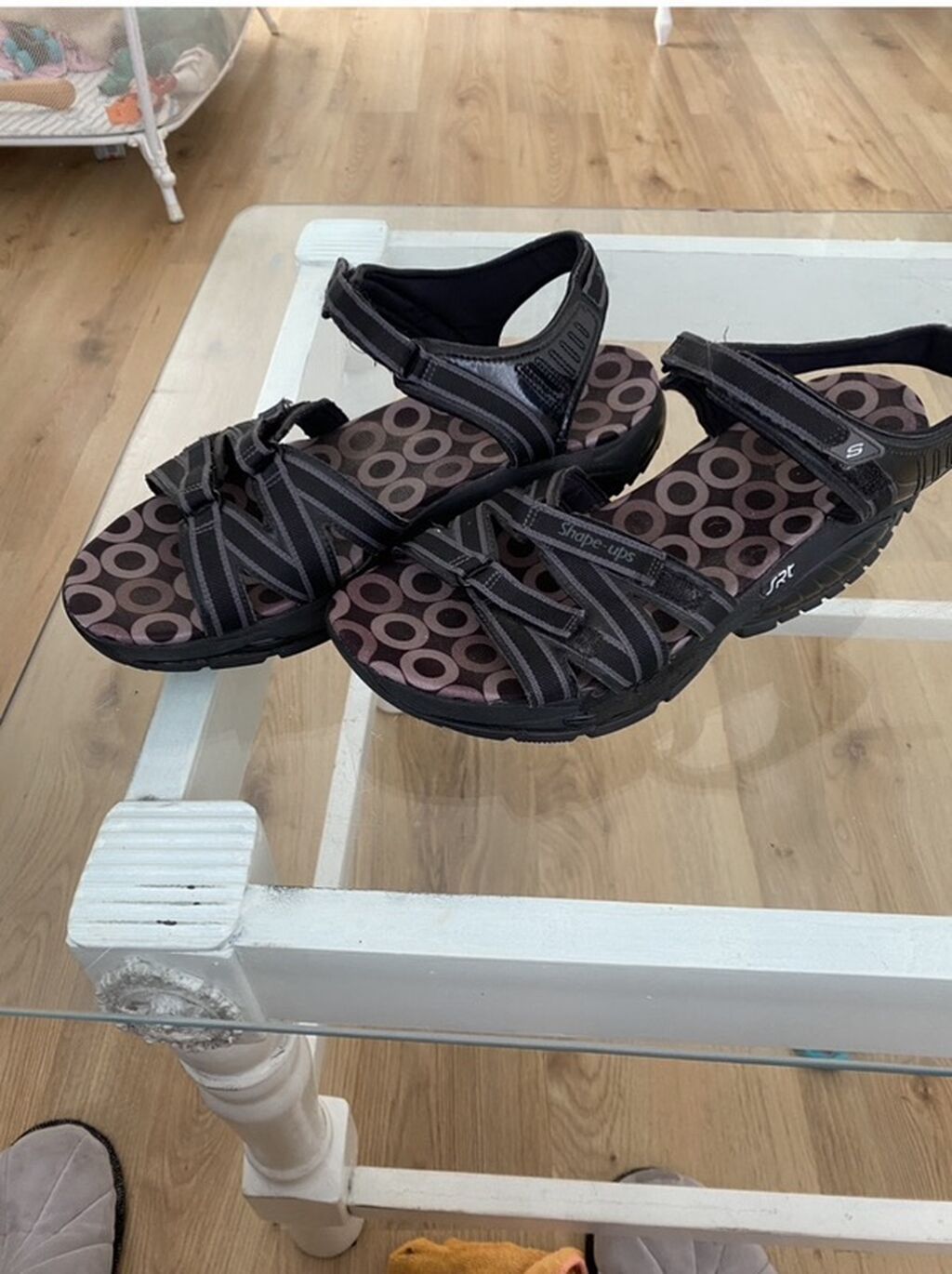 Skechers Shape-ups sandale ug 26.5 cm - Sportsko‑rekreativni model sa