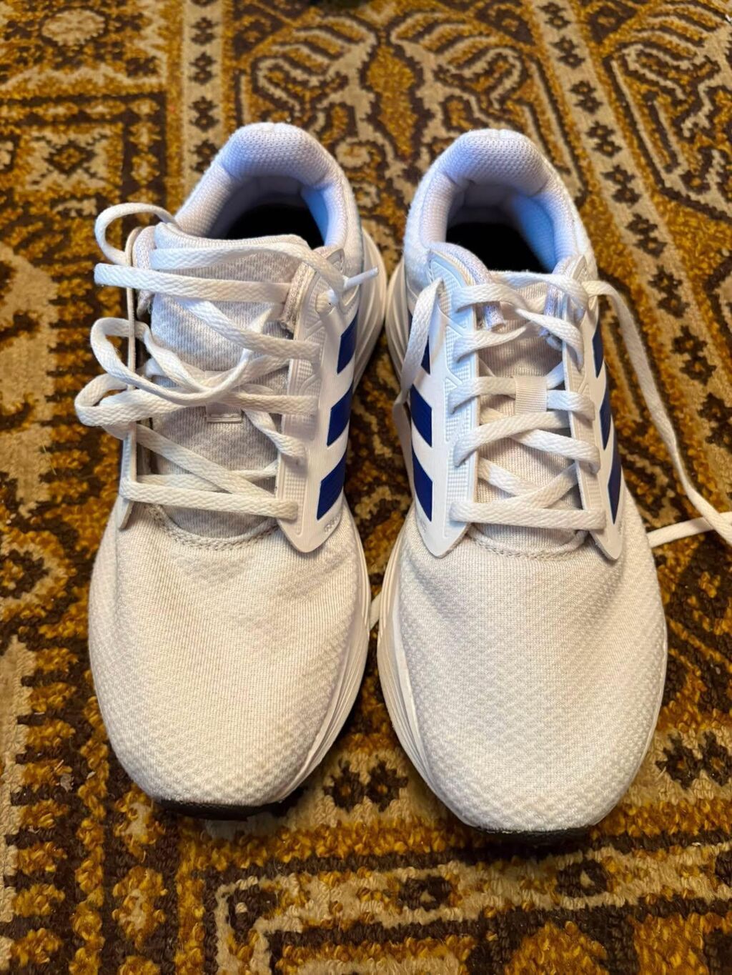 Adidas sportske patike za trčanje - Model: Adidas (sa tri pruge sa