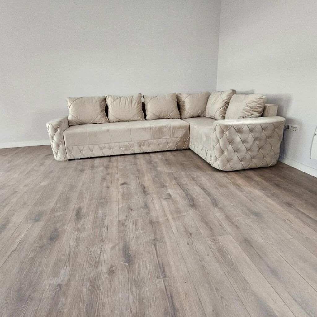 Ugaona garnitura – bež, L oblik - Elegantna ugaona sofa u bež
