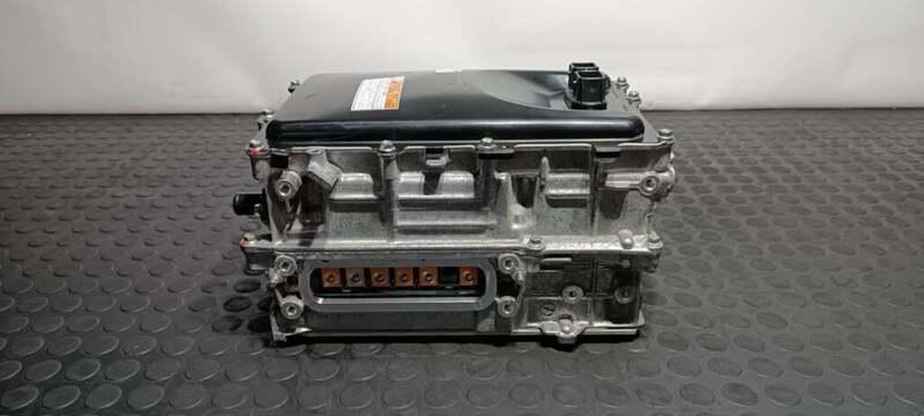INVERTER ZA TOYOTA COROLLA OD 2019. DO 2024. GOD. | Svi delovi za