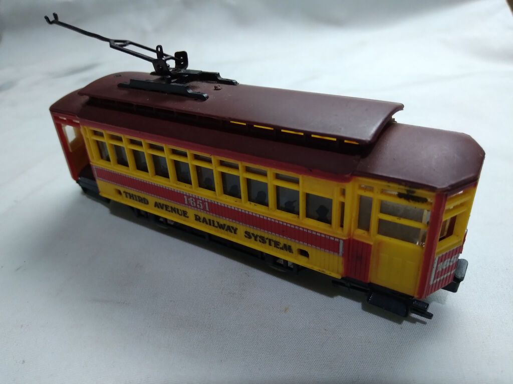 Mehano elektricni tramvaj HO,ispravan,bez prikolice