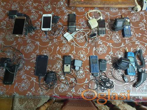 MOBILNI TELEFONI - Za kolekcionare stari