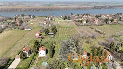 Krčedin, atraktivan ravan plac