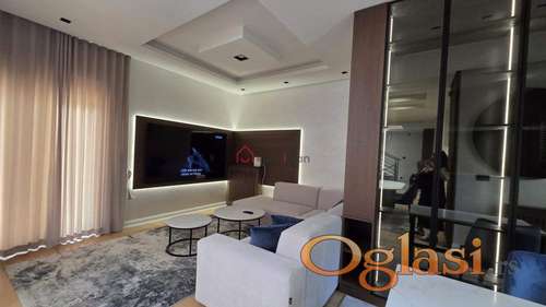 Prestigious Dedinje Home with Yard and Garages