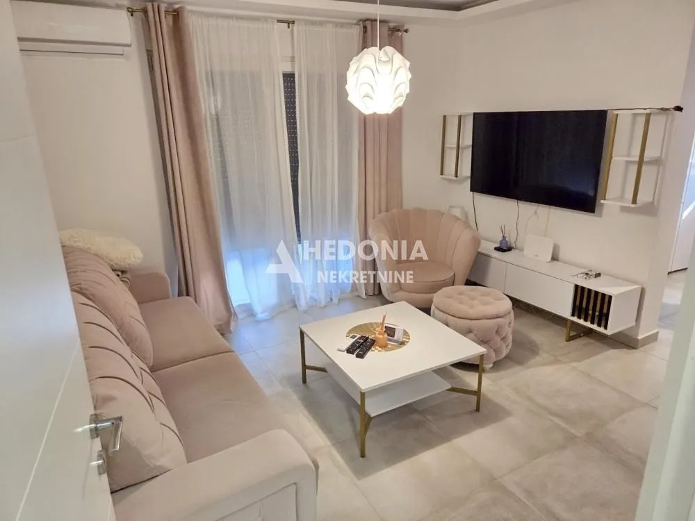 Izdavanje, trosoban stan, 73m², Nova Pazova, Stara Pazova