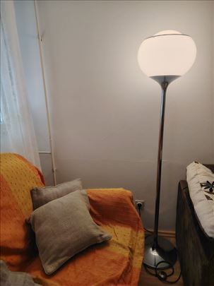 Meblo Harvey Guzzini podna lampa