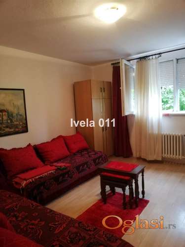 Useljiva garsonjera na Miljakovcu ID#4248