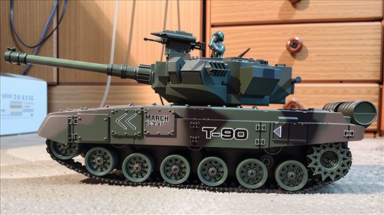 Moćni RC tenk T-90: sa podizanjem cevi i opremom