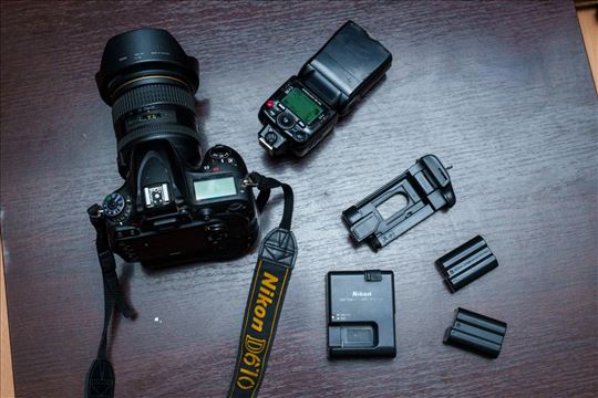 Nikon D 610 sa objektivom 24-120 mm i blicem SB700