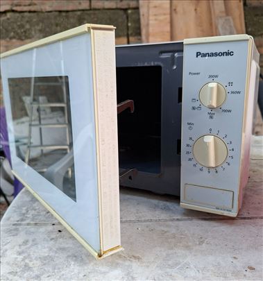 Prodajem panasonic mikrotalasnu pećnicu