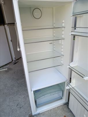 liebherr 140 cm garancija