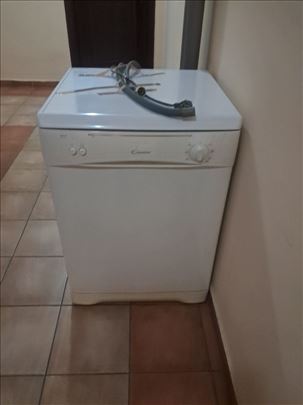 Mašina za pranje sudova