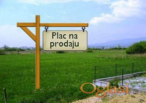 Prodajem plac u Bečmenu