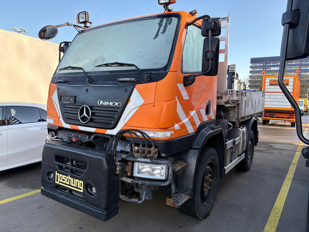 Mercedes-Benz Unimog U20 / 4x4 / Tipper kiper