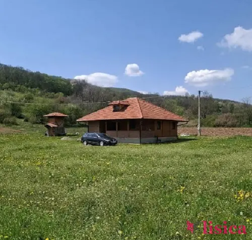 Vikendica, Brusnica