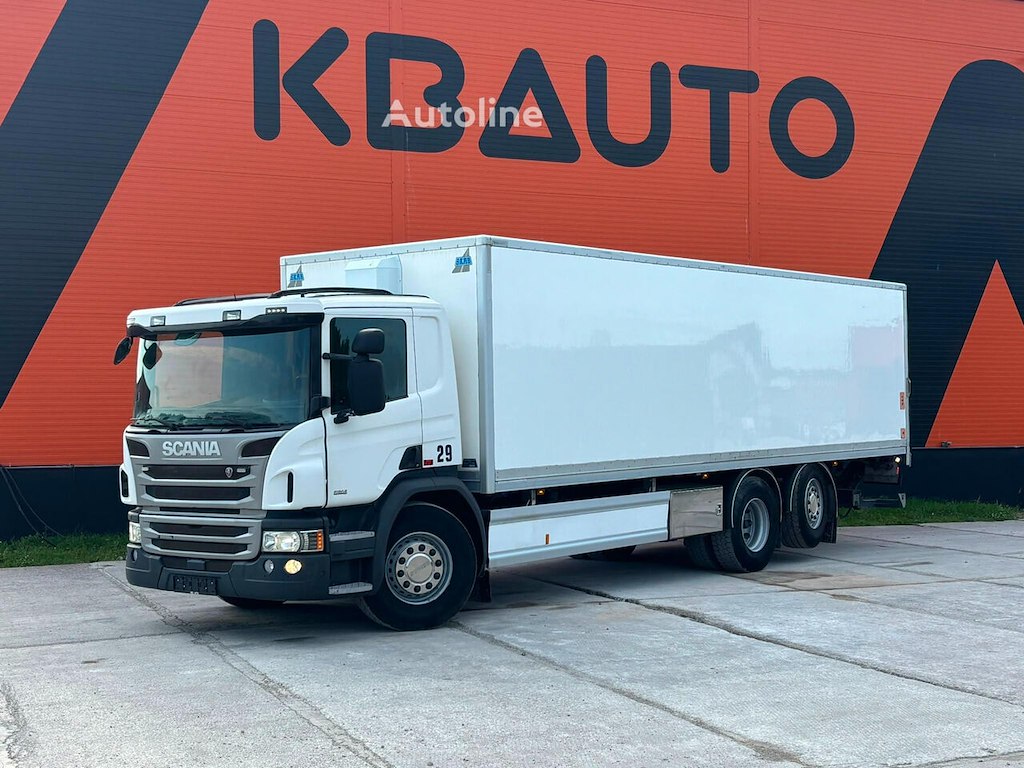 Scania P 370 6x2*4 RETARDER / BOX L=8451 mm kamion furgon