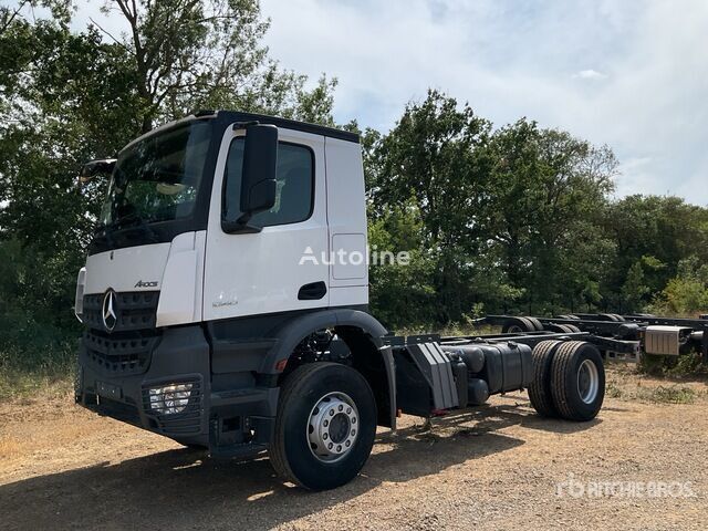 Prodaje se Mercedes-Benz Arocs 5 1840 KN-CHNT kamion šasija na aukciji