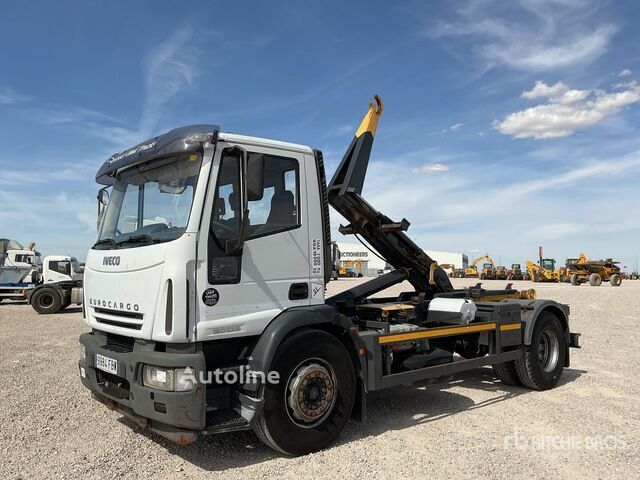 Prodaje se IVECO ML180E28 rol kiper sa kukom na aukciji