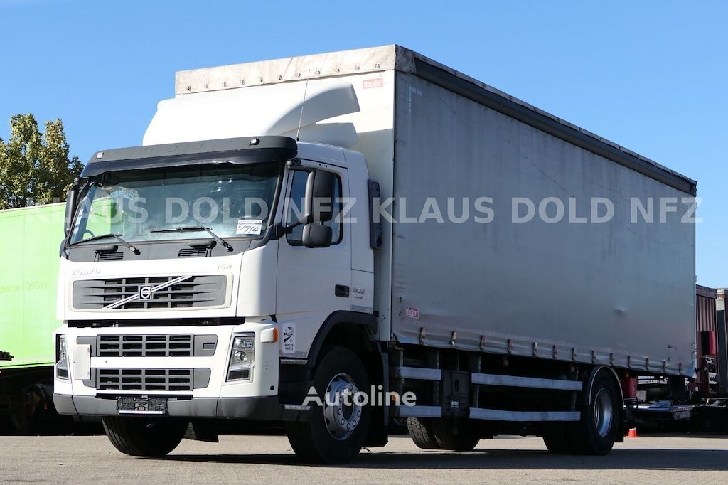 Volvo FM 300 Curtainsider Truck / Edscha Roof / Tail Lift kamion sa klizna zavesa cerada