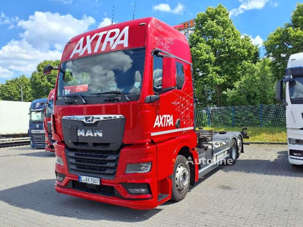 MAN Vehicle Rigid 6x2-2 BDF 7,45/7,82 1020-1320 mechanic vozilo za prevoz kontejnera
(688494)