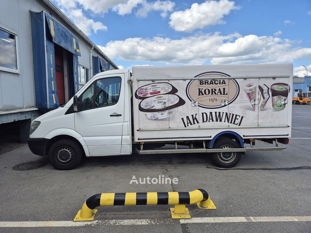 Mercedes-Benz Sprinter kamion za dostavu sladoleda < 3.5t