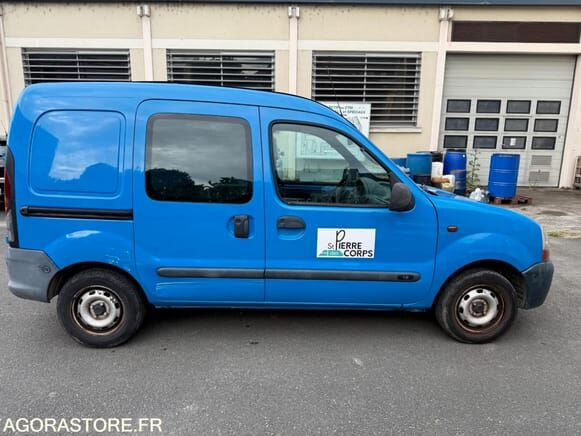 Prodaje se Renault KANGOO laki furgon na aukciji