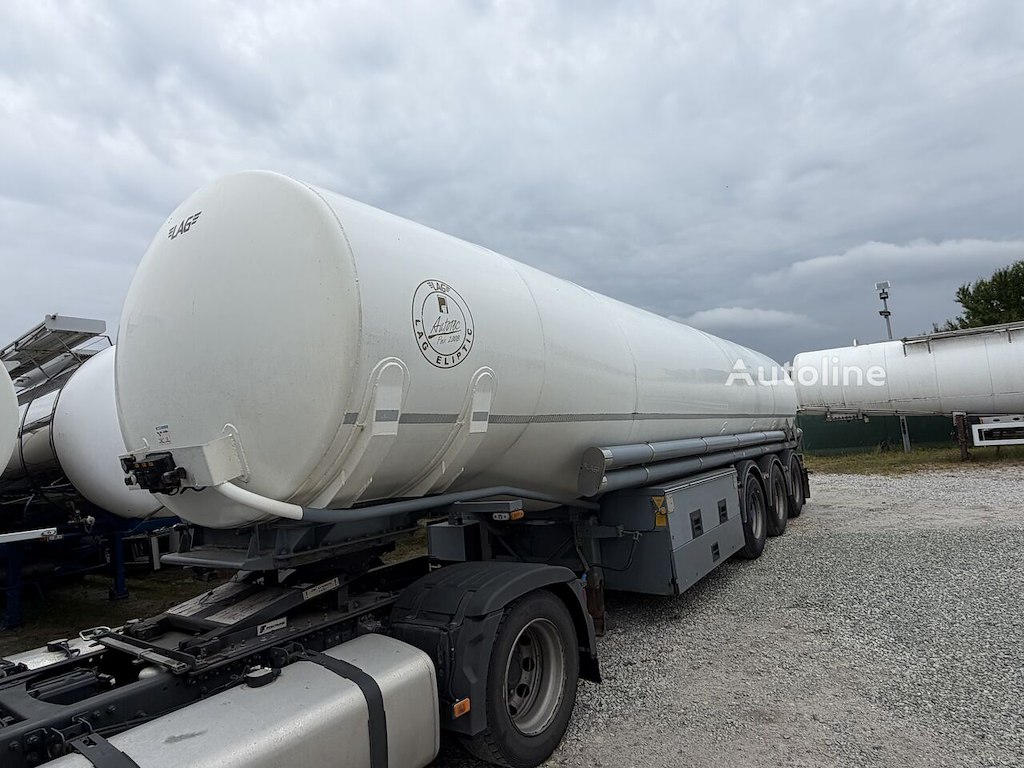 LAG O-3-39 cisterna za goriva i maziva