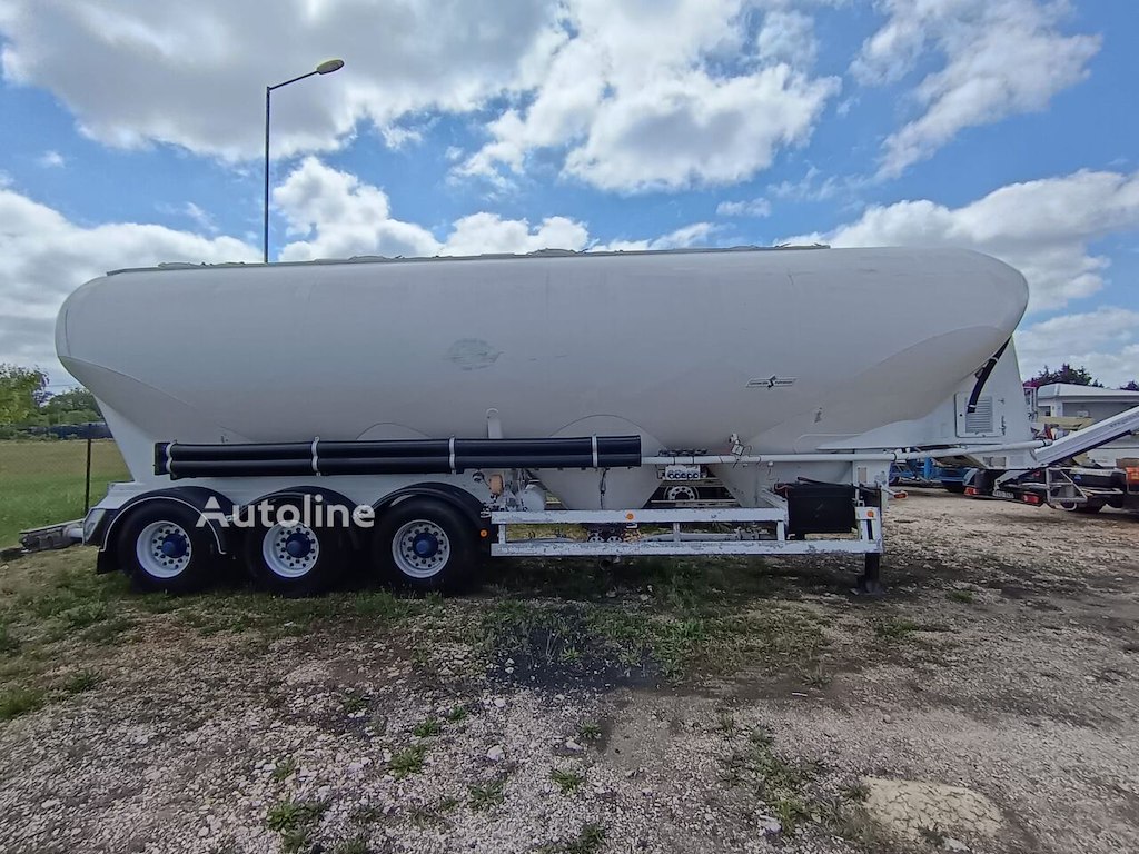 Spitzer SF2755 cisterna silos