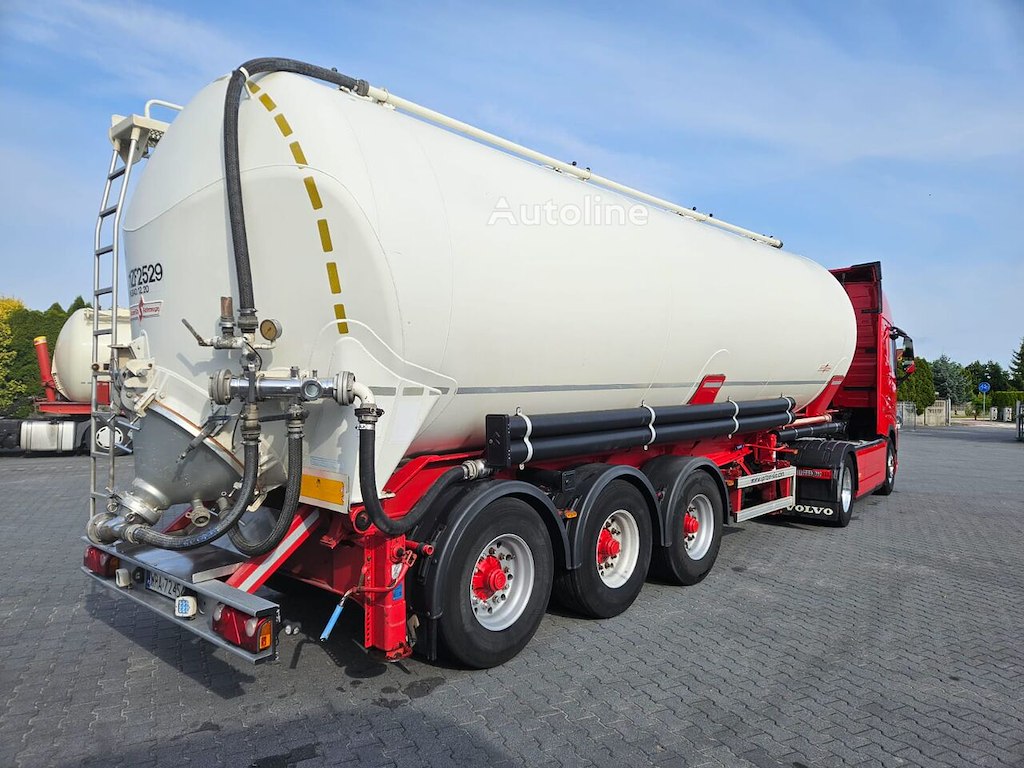 Spitzer SK 2745 cisterna silos