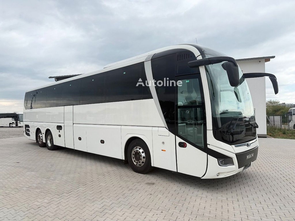 MAN R08 Lion´s Coach turistički autobus