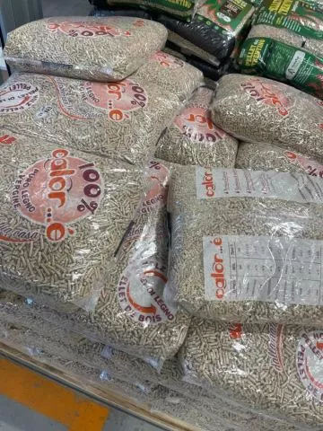 PREMIUM DRVENI PELET MATERIJAL:
