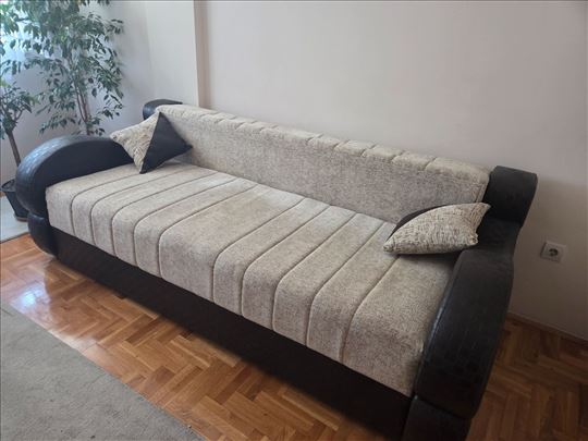 Akcijska cena-Malo korišćen krevet