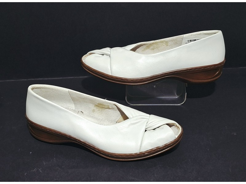 Lagane ,,JENNY,, NOVE KOZNE sandale br.38