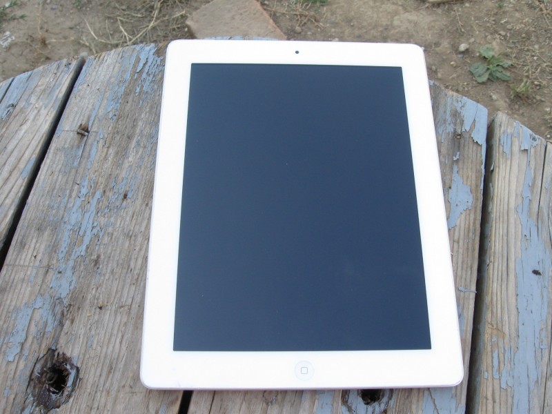 21.APPLE iPad A1396 odlican tablet-citaj opis