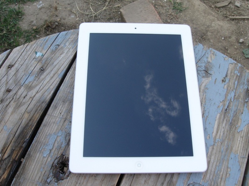 22.APPLE iPad A1395 odlican tablet-citaj opis