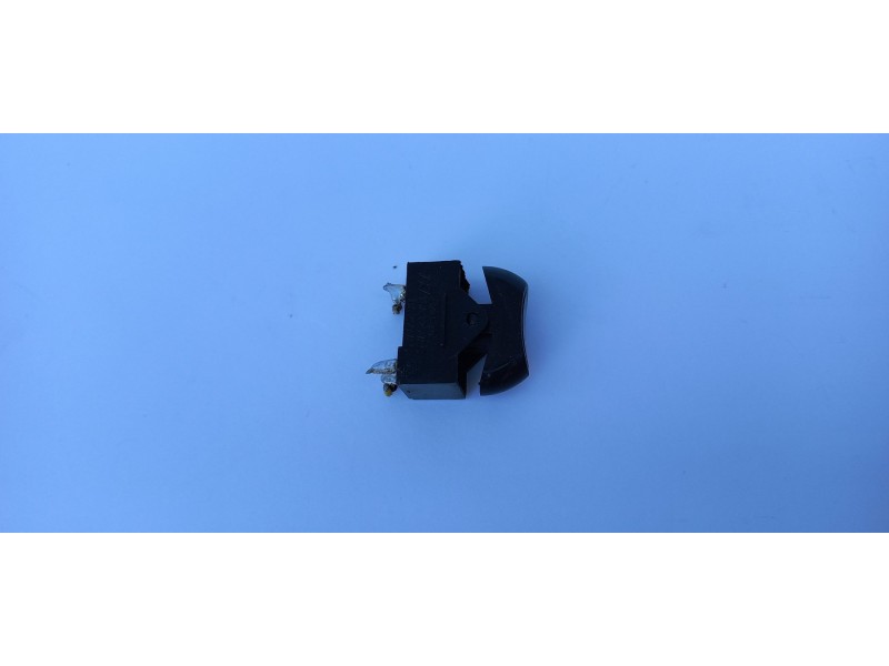 Prekidač XN-10, 16A 125VAC, 8A 250VAC (1)