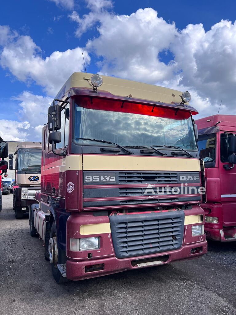 DAF XF 95 430 / Euro 2 / Manual Gearbox / Klima / Top Condition tegljač