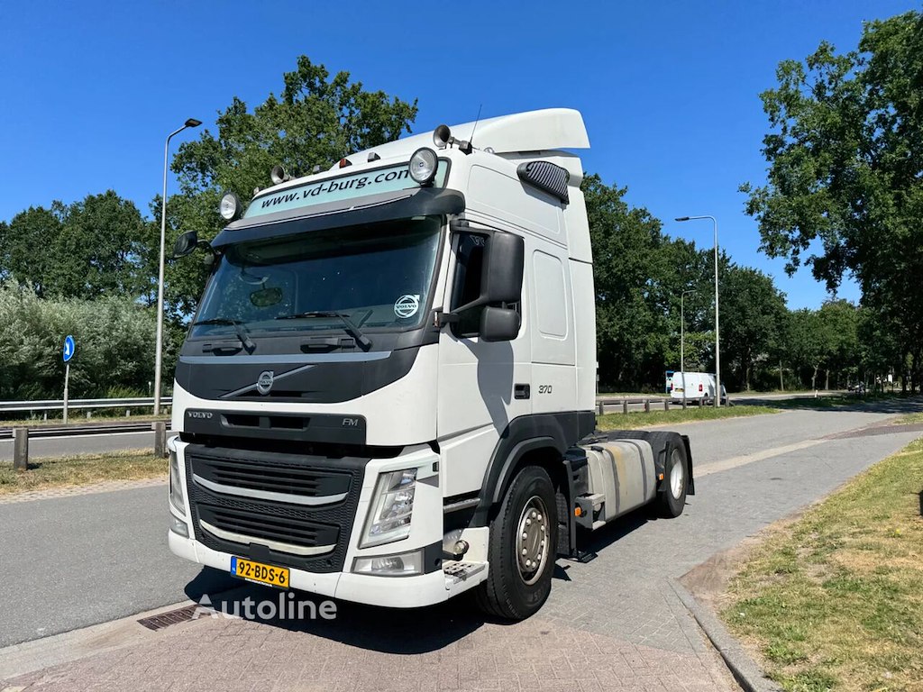 Volvo FM 370 Globetrotter tegljač