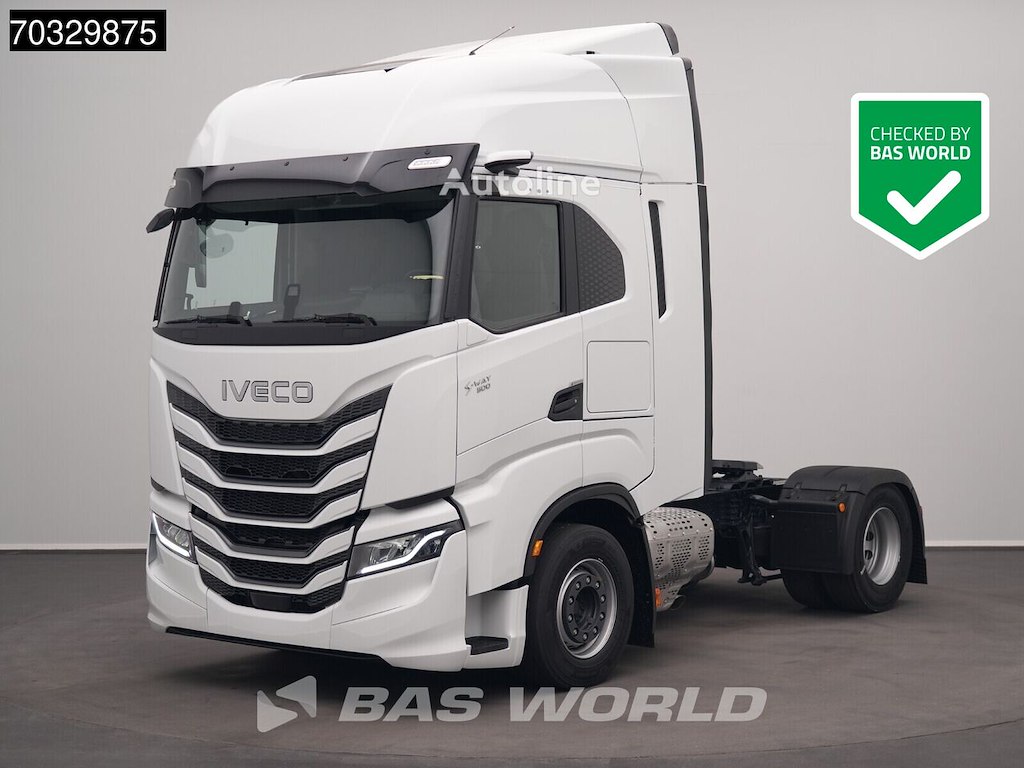 Novi IVECO S-Way 500 4X2 NEW! HPEB ACC 2x beds Mirrorcams 770L tank Parking tegljač