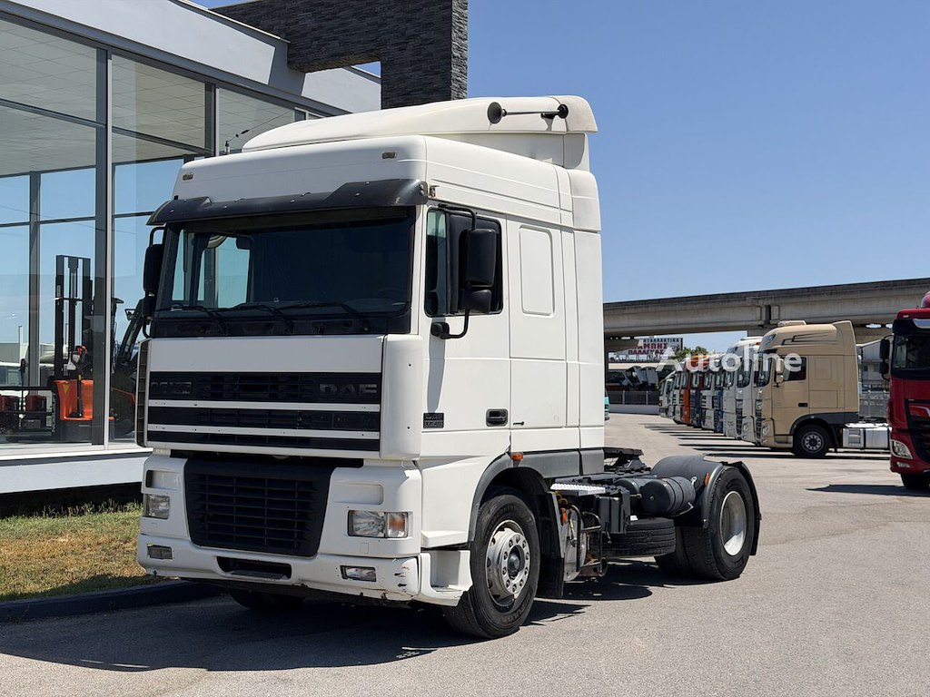 DAF 95XF.480 EURO3 MANUAL SPACE CAB tegljač